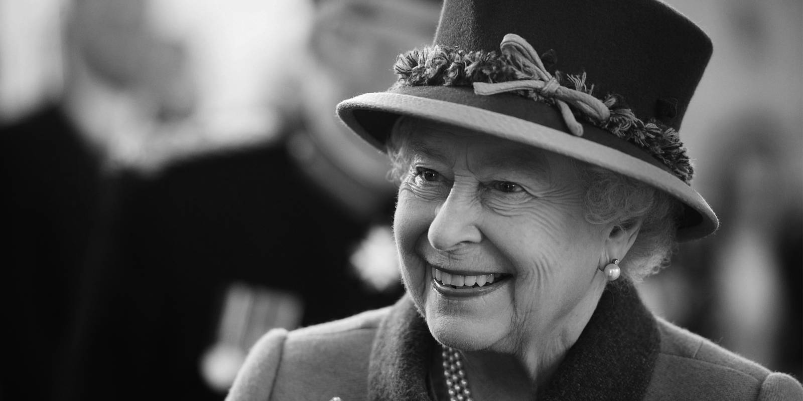 prayers_and_memories_-_hm_the_queen_black_and_white | The Alde ...